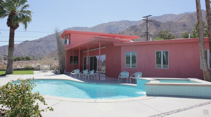 Pretty in Pink in Palm Springs | Dunn-Edwards Paints